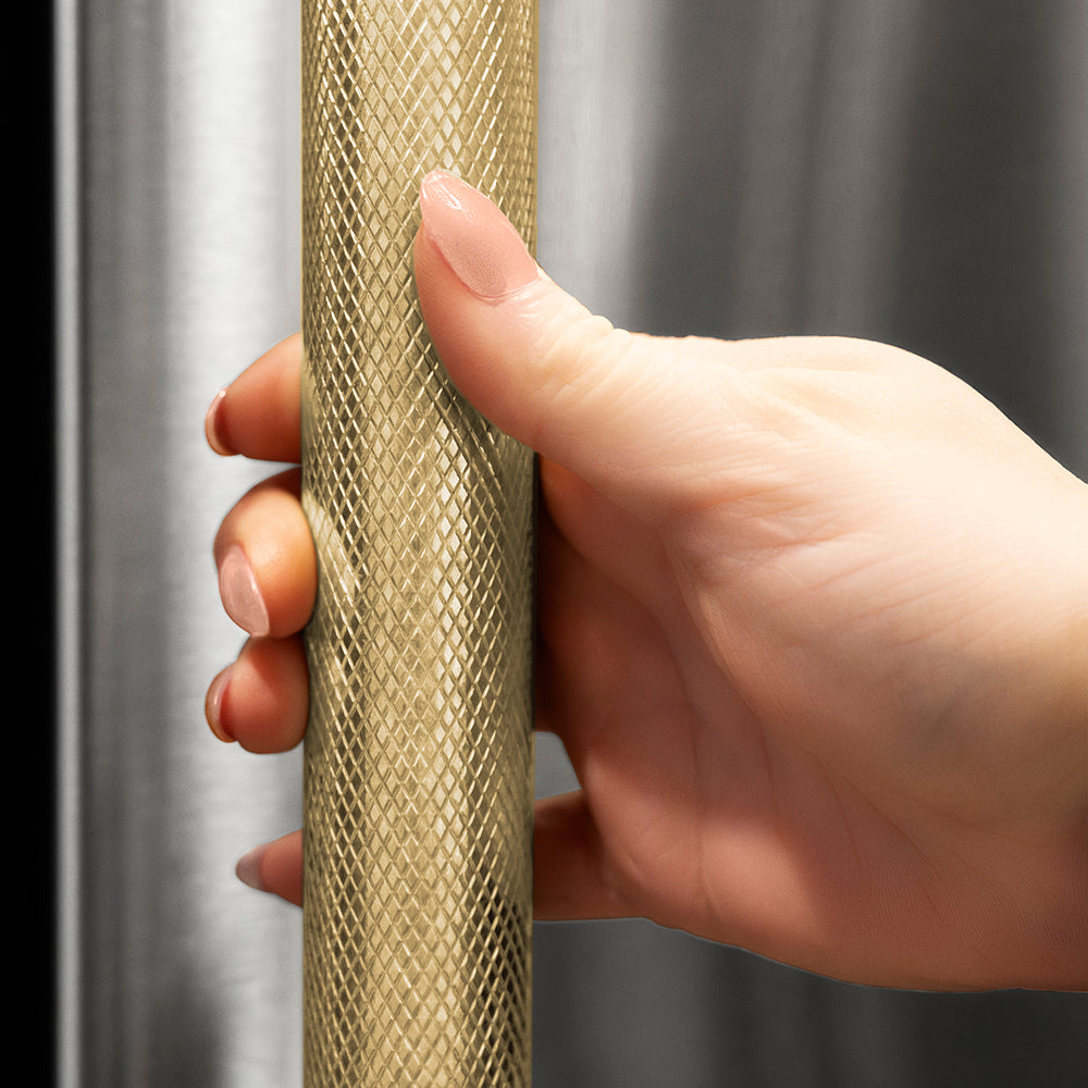 ZLINE Autograph Edition Column Refrigeration Helix Handle (Set of 1) i ...